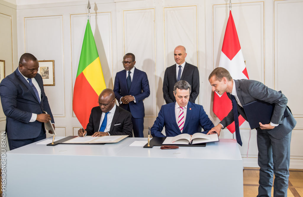 Le Bénin et la Suisse signent deux accords d’environ 47 milliards de F ...